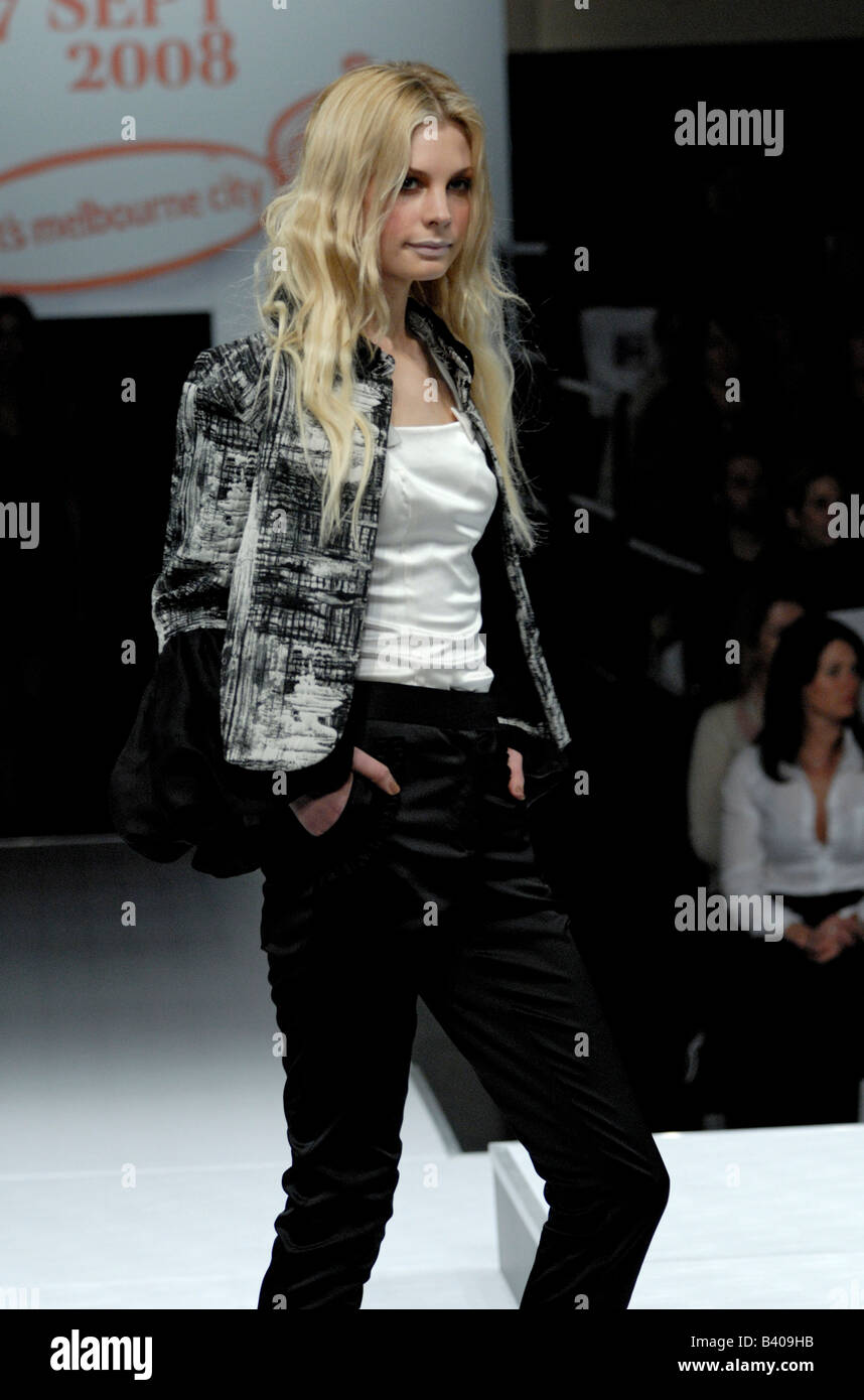 Female model at a fashion show Stock Photo - Alamy