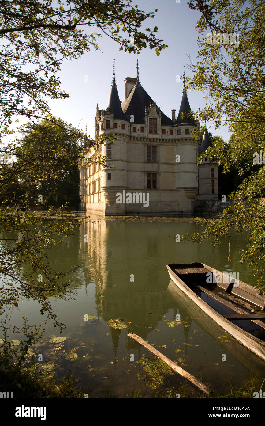 East side of d’Azay-le-Rideau and a boat on the Indre river in ...