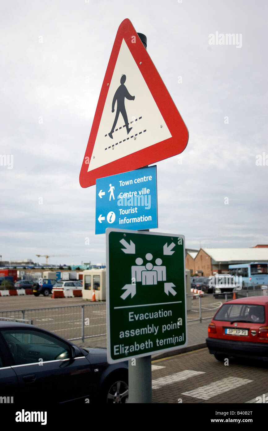 Elizabeth terminal ports entry arrivals hi-res stock photography and ...