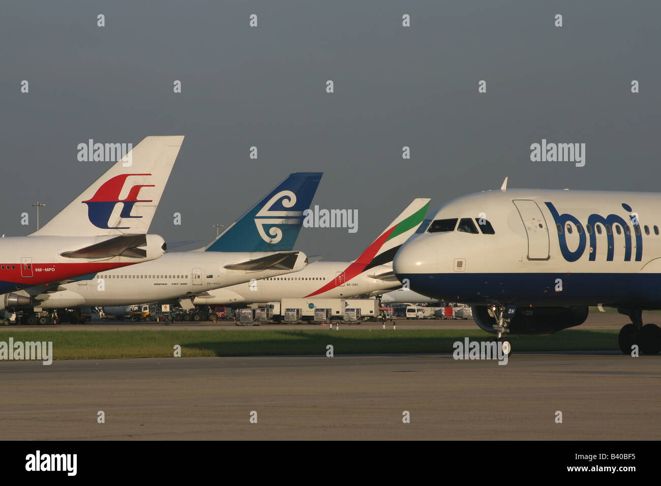 Aircraft aviation aircraft hi-res stock photography and images - Alamy