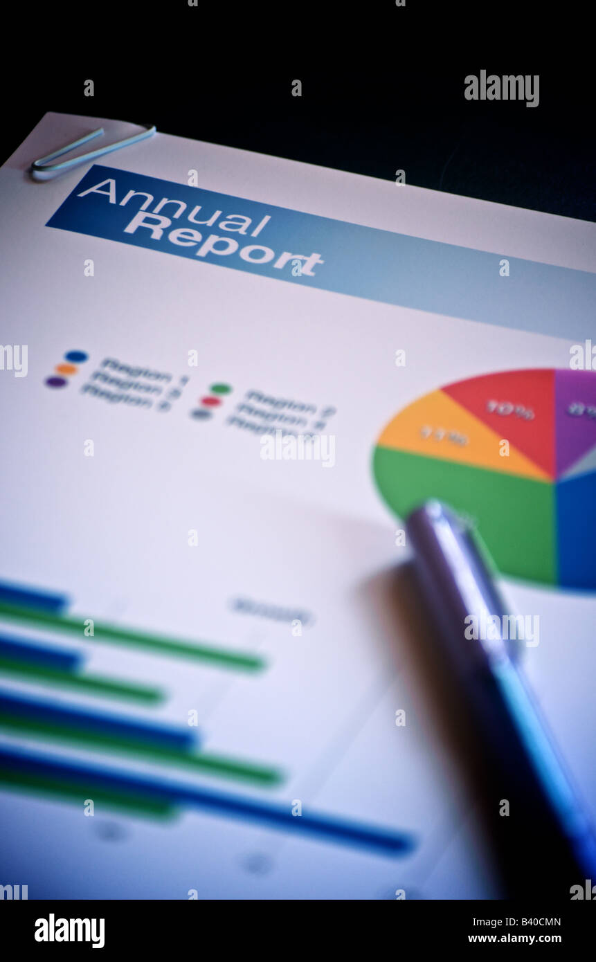 annual report with black background focus on title Stock Photo - Alamy