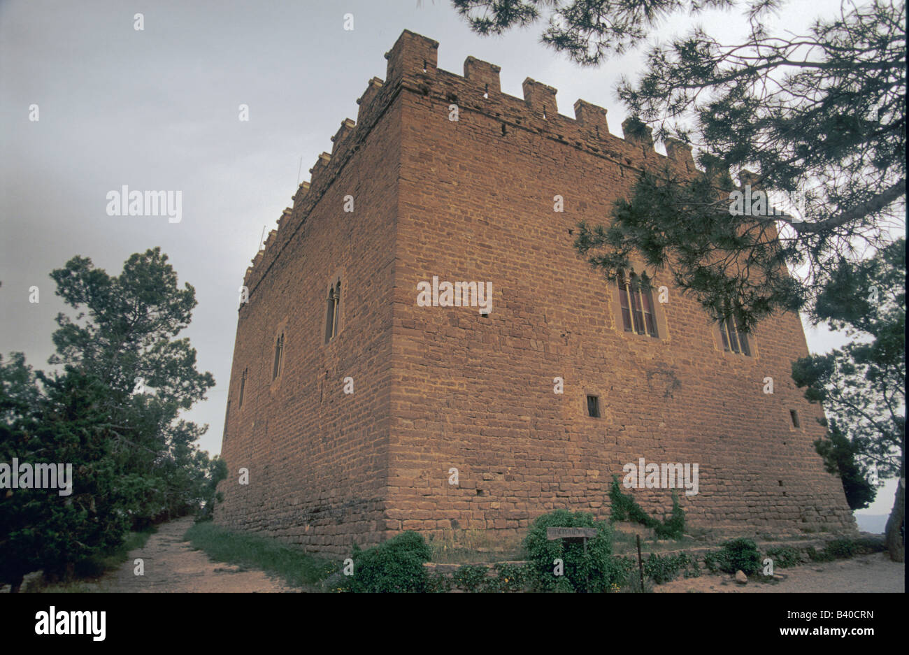 Catalonia castle hi-res stock photography and images - Alamy