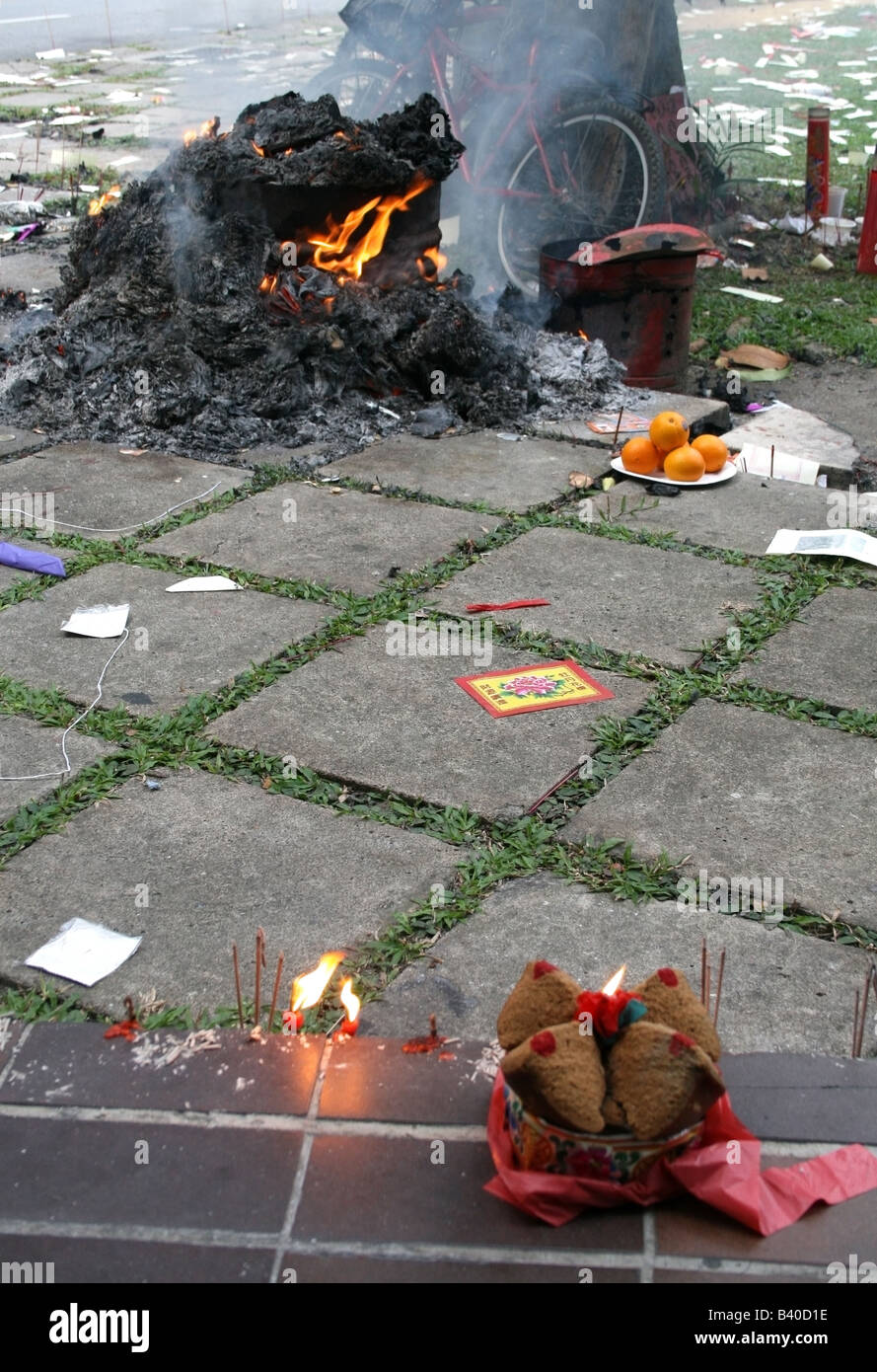 Burning Paper Offering Stock Photos & Burning Paper Offering Stock ...
