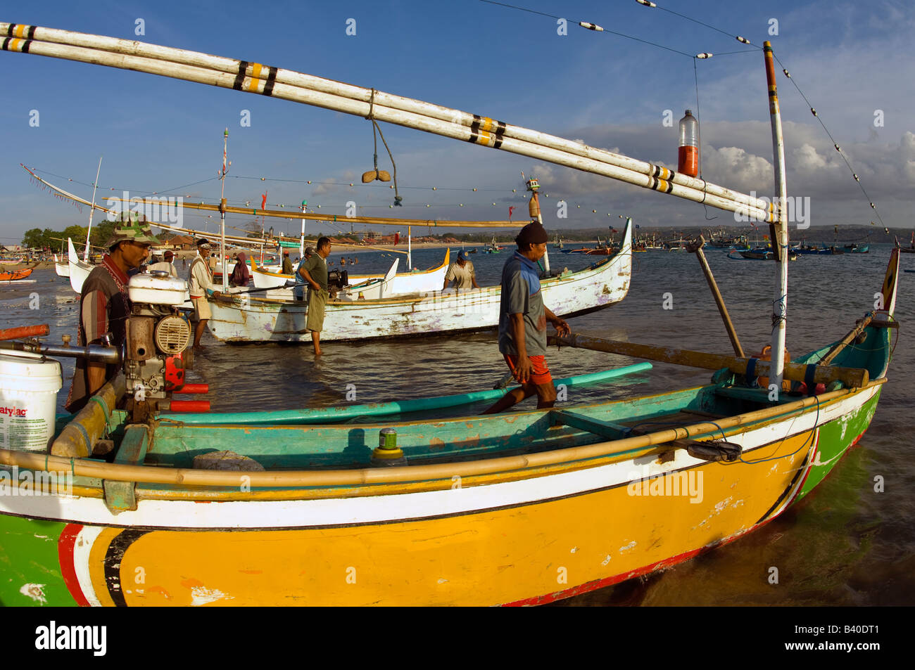 Boat launch beach fishing hi-res stock photography and images - Alamy