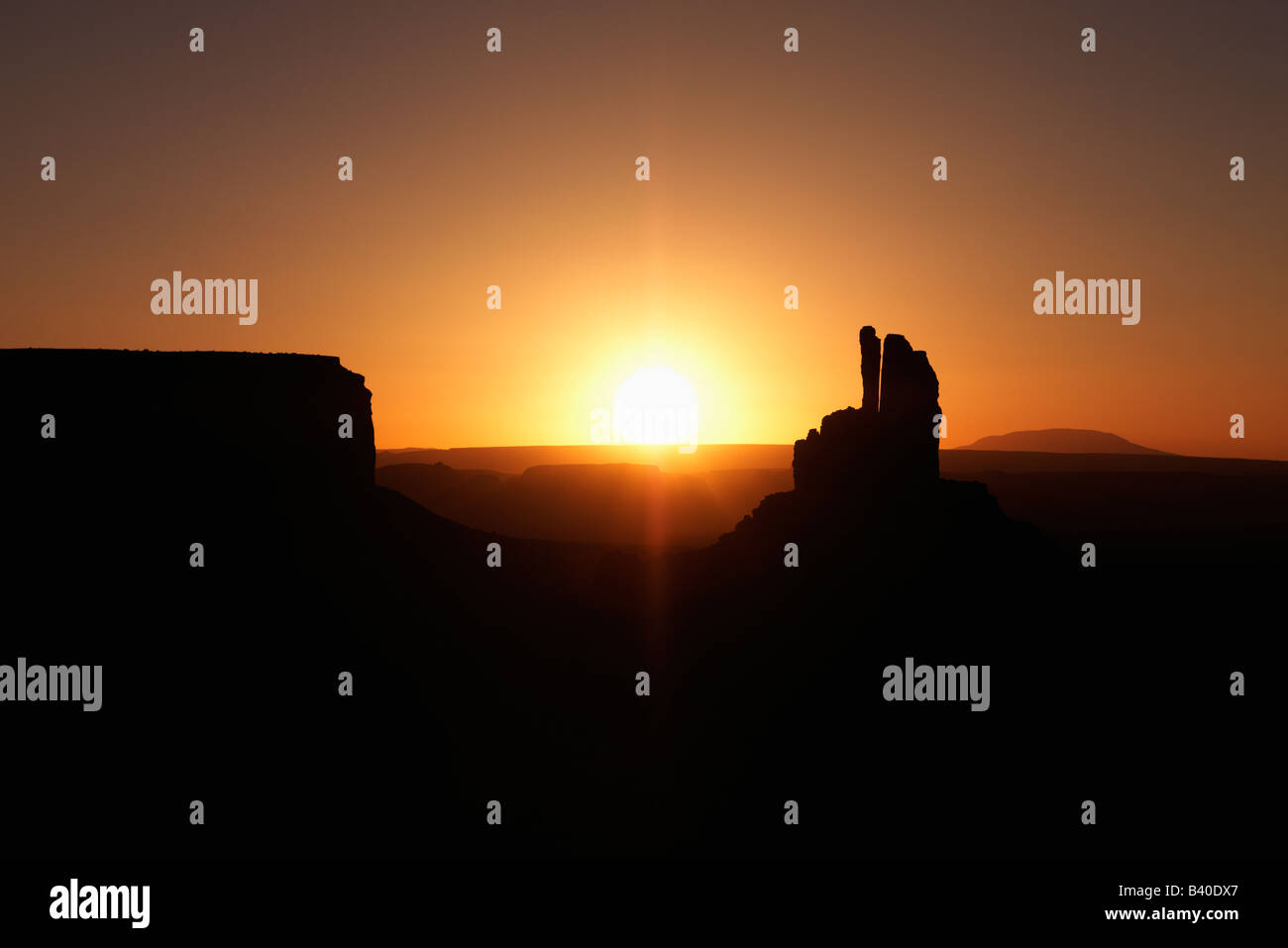 Scenic sunset landscape of mesas in Monument Valley near the border of ...