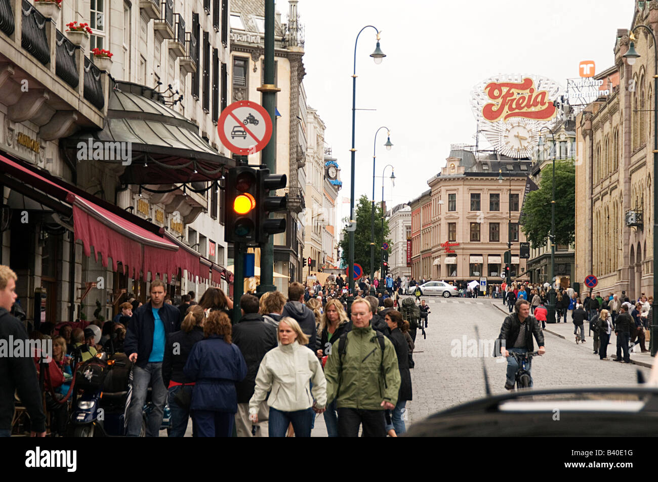 oslo street scene city norway norwegian capital city scandinavia ...