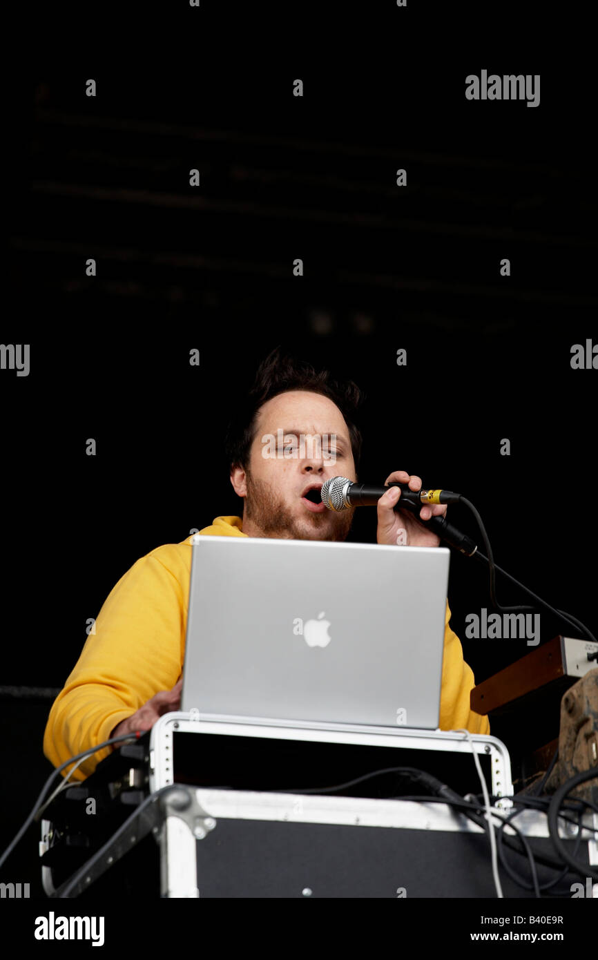 Dan le sac vs scroobius pip hi-res stock photography and images - Alamy