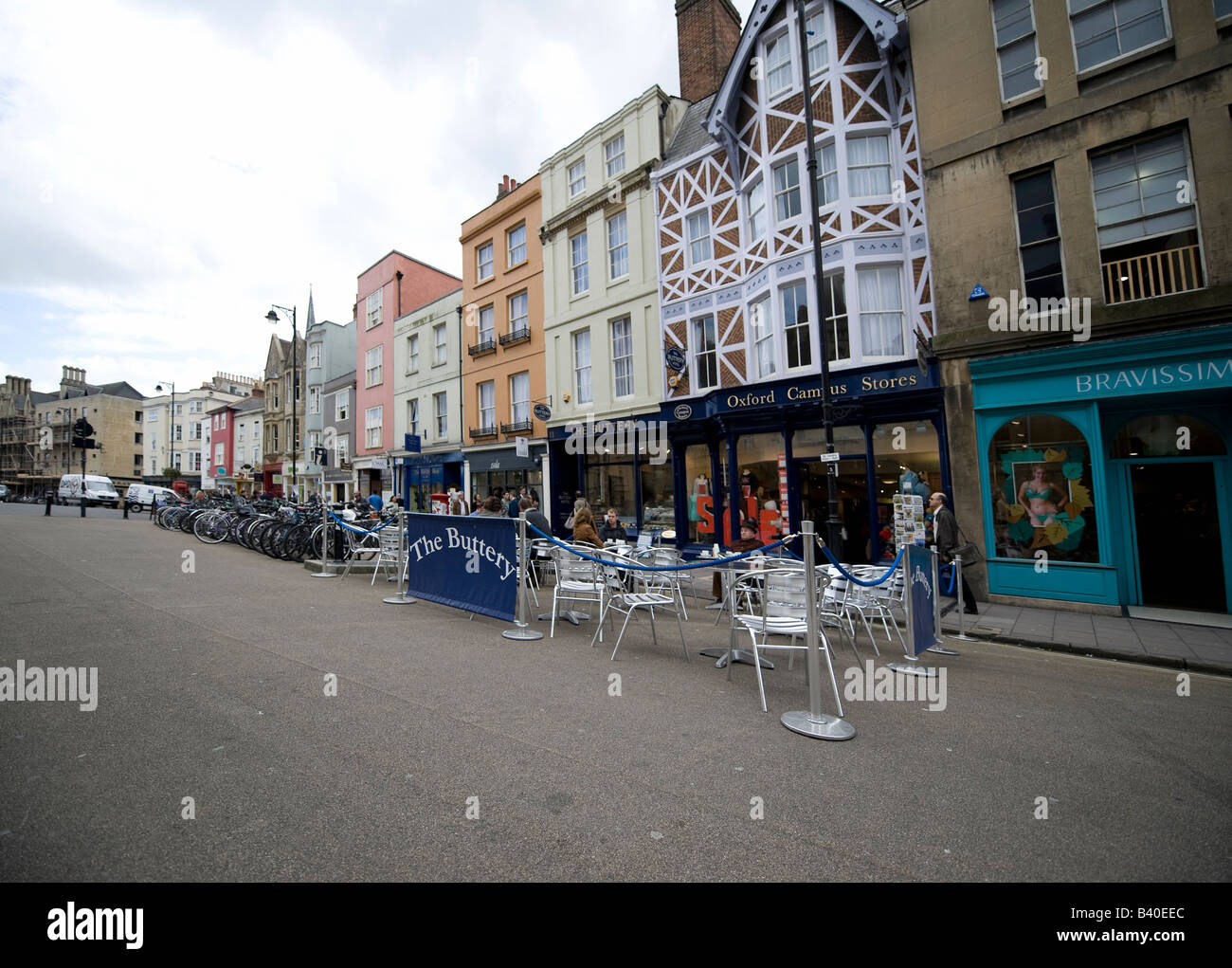 Tourist shops cafes on hi-res stock photography and images - Alamy