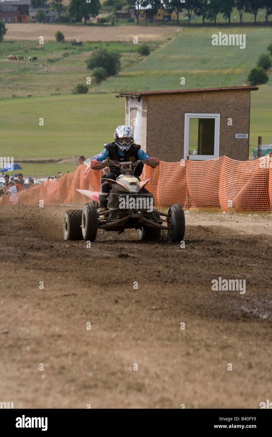 Race action shot hi-res stock photography and images - Alamy