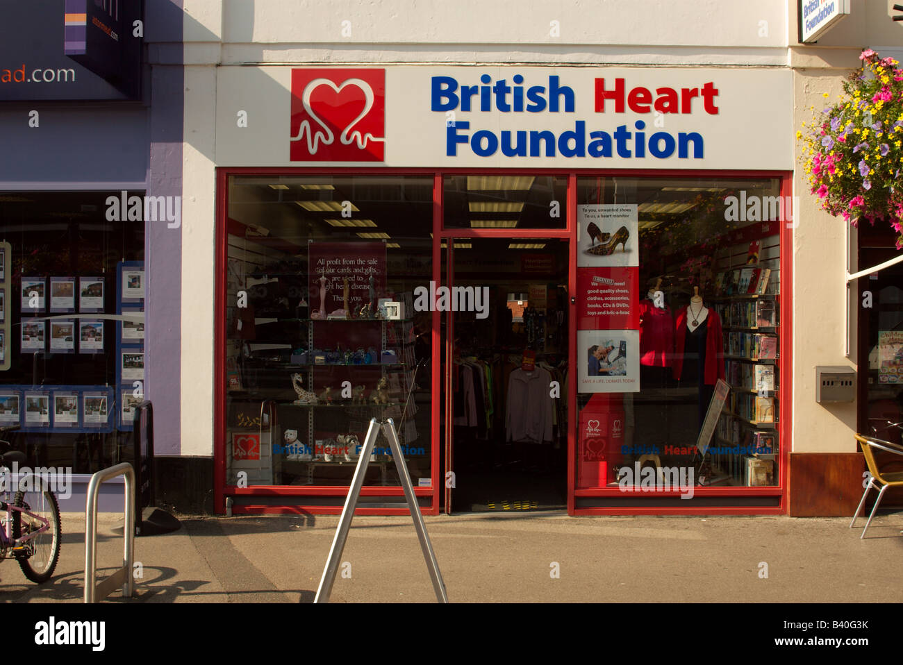 British heart foundation charity store hi-res stock photography and ...