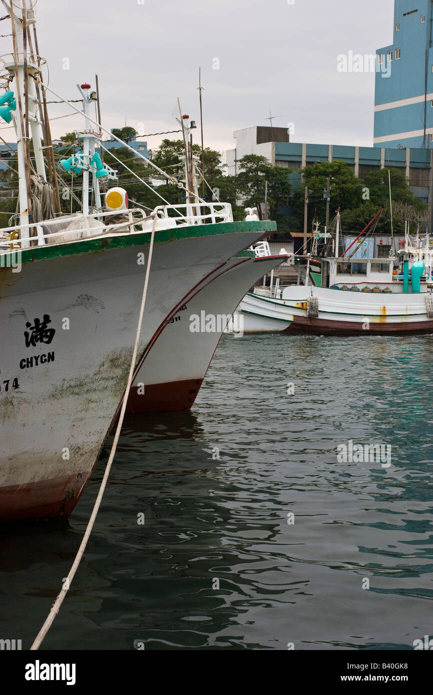 Donggang ship hi-res stock photography and images - Alamy