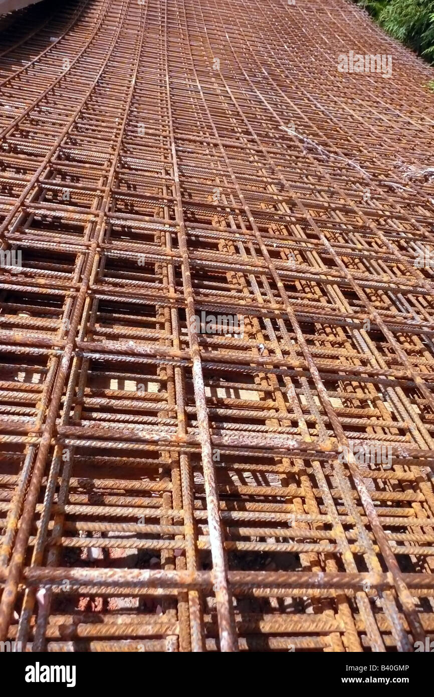 Structural steel grid Stock Photo - Alamy