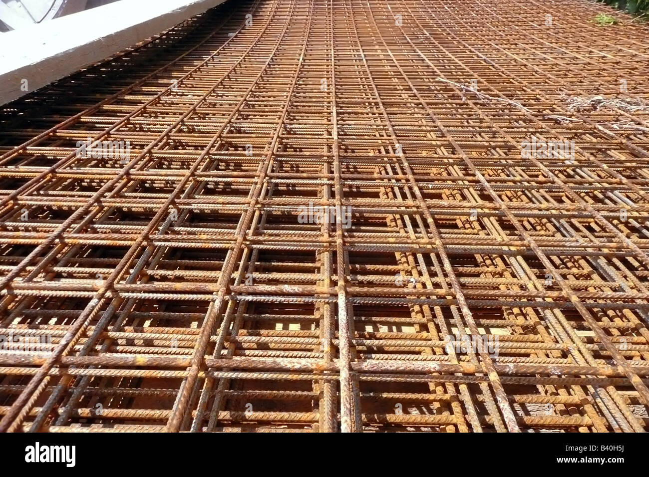 Structural steel grid Stock Photo - Alamy