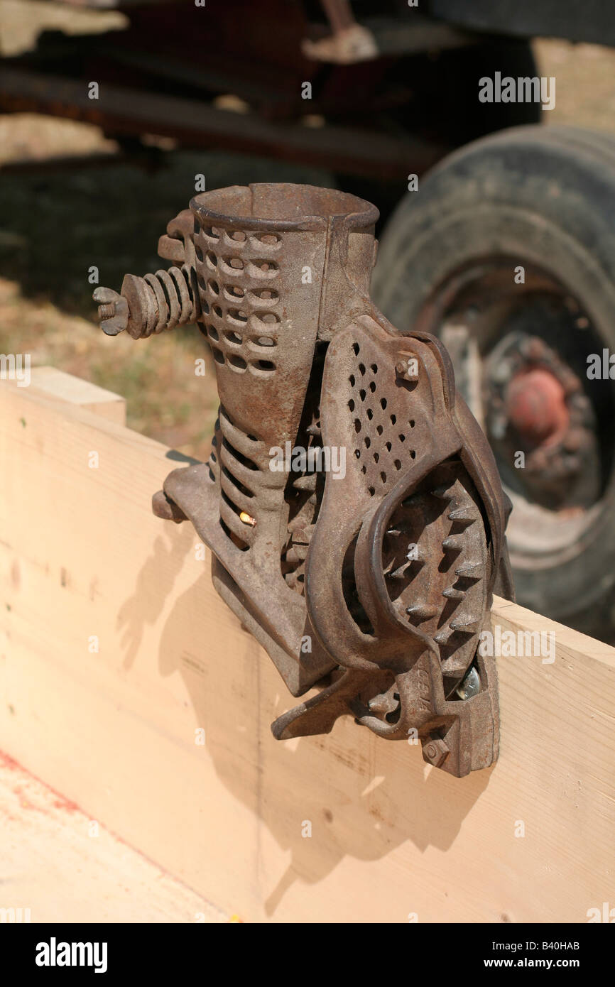 Hand operated iron corn sheller Stock Photo - Alamy