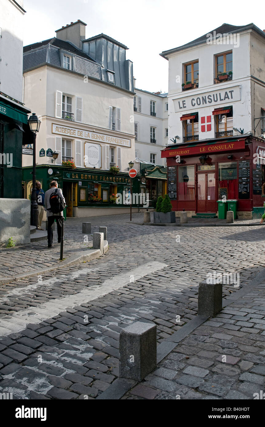 Montmartre district cityscape in Paris Stock Photo - Alamy