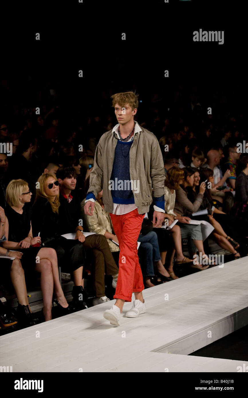 Marc Jacobs presents his Marc by Marc Jacobs Spring & Summer 2009 Mens ...