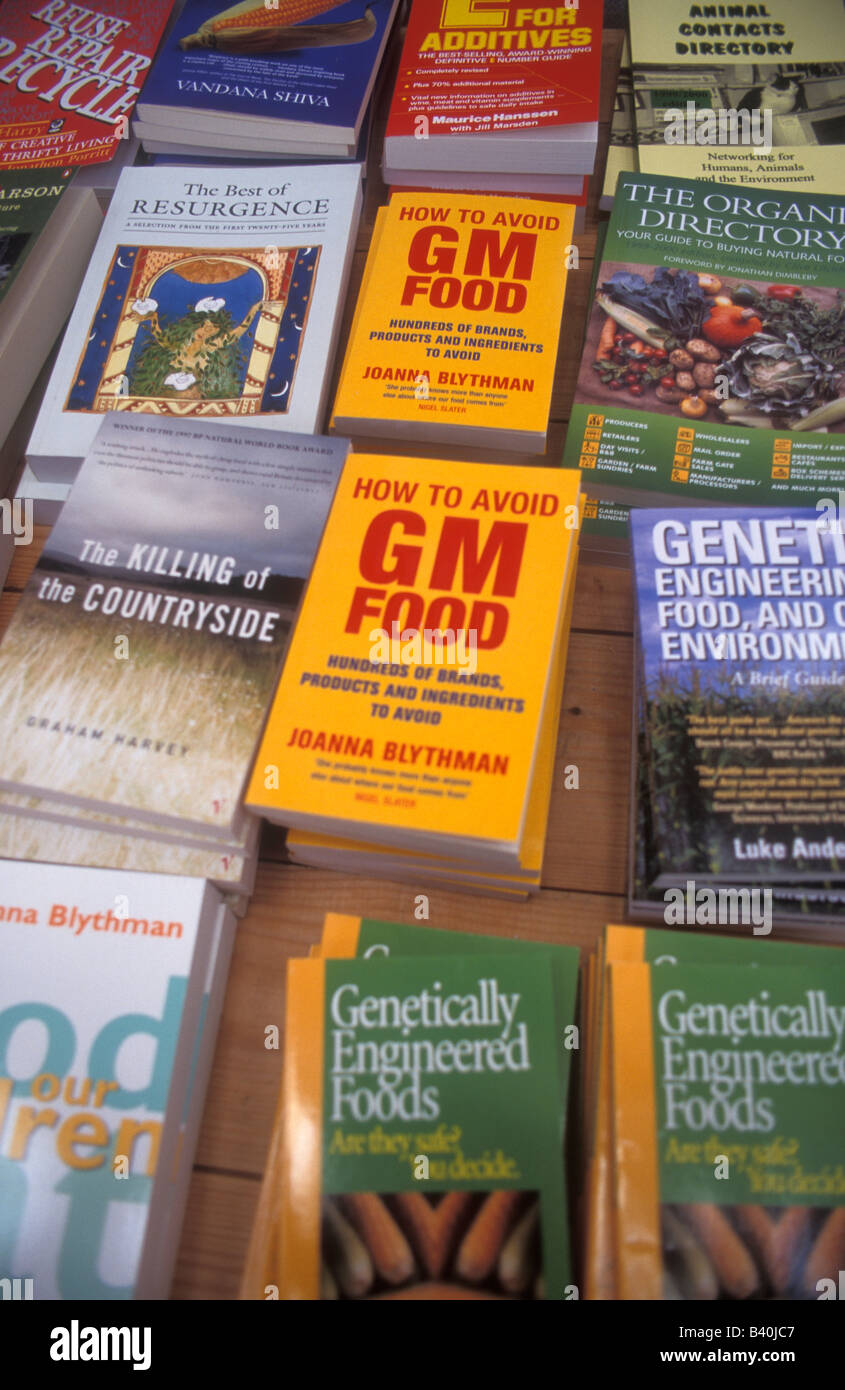 Organic and health food books on display Stock Photo - Alamy