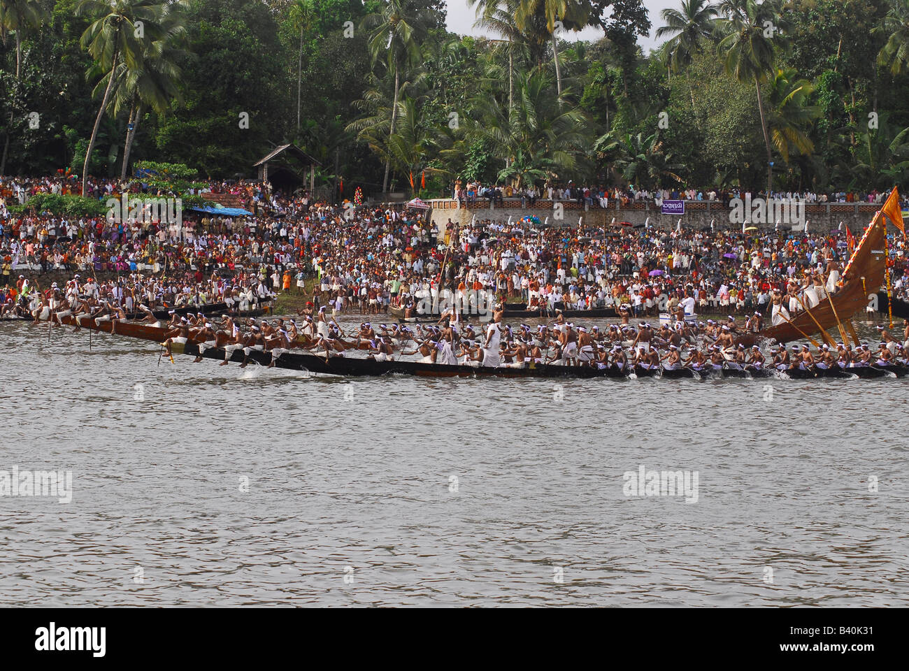 Aranmula boat race hi-res stock photography and images - Alamy