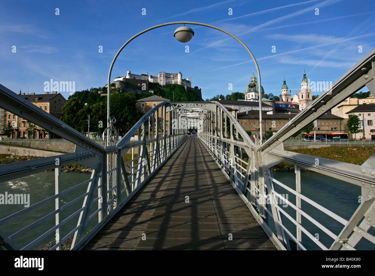 Mozartsteg bridge Festung Hohensalzburg and the Residenz Salzburg ...