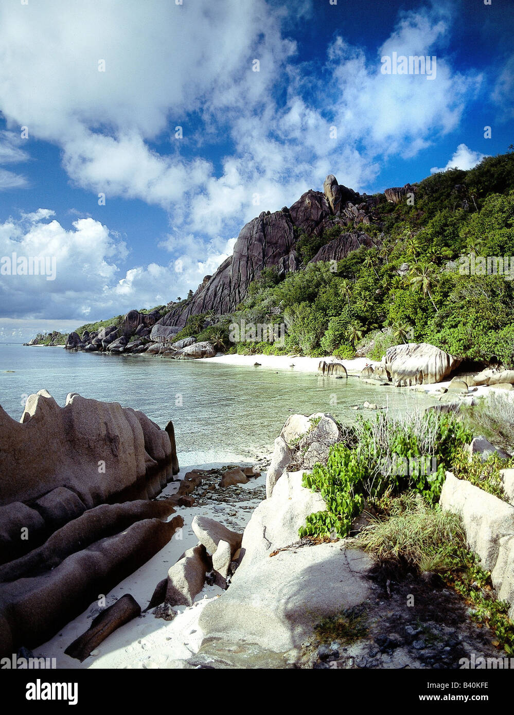 geography / travel, Seychelles, La Digue Island, beach with granite ...