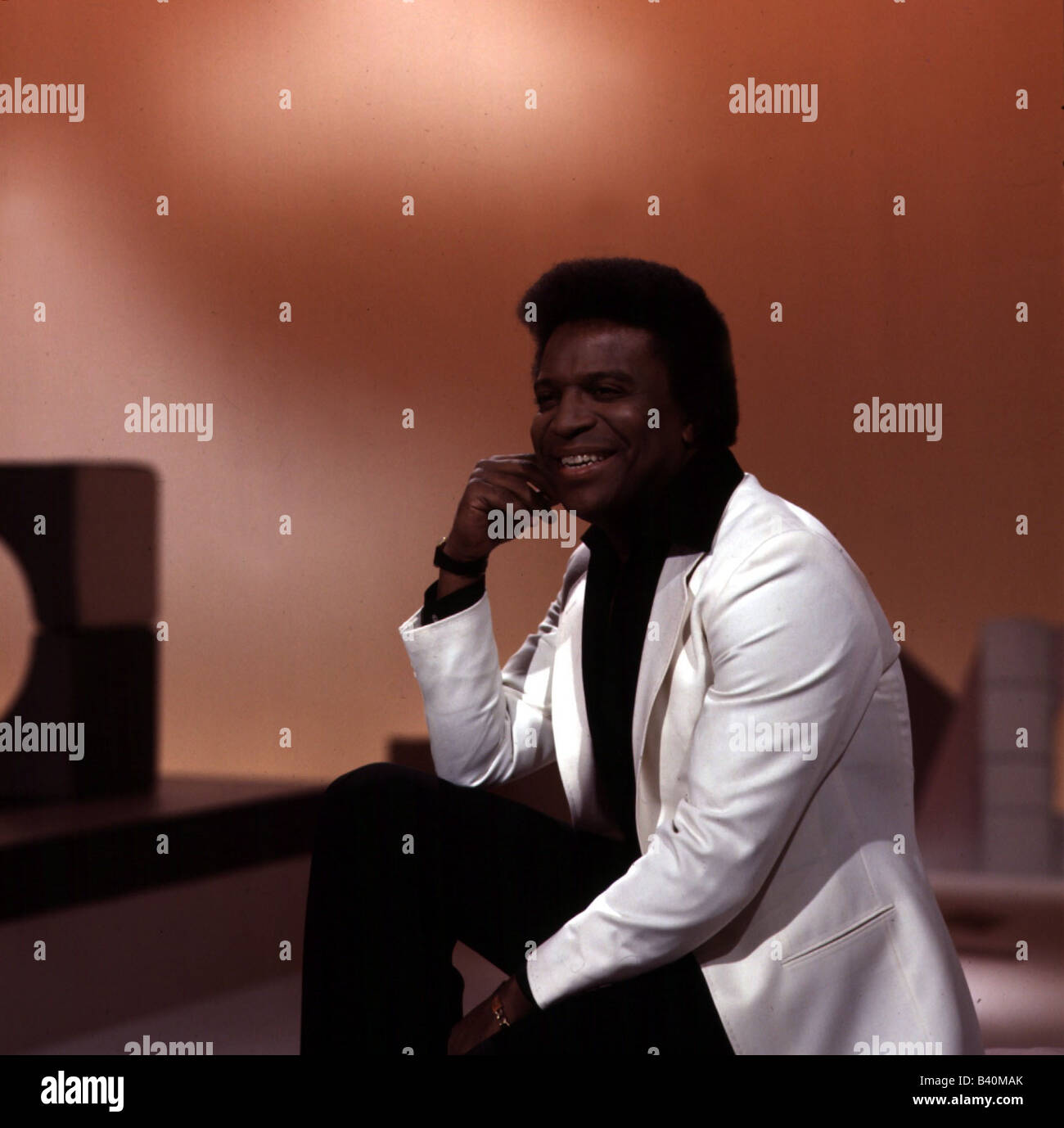 Blanco, Roberto, * 7.6.1937, German singer of Cuban origin, half length ...