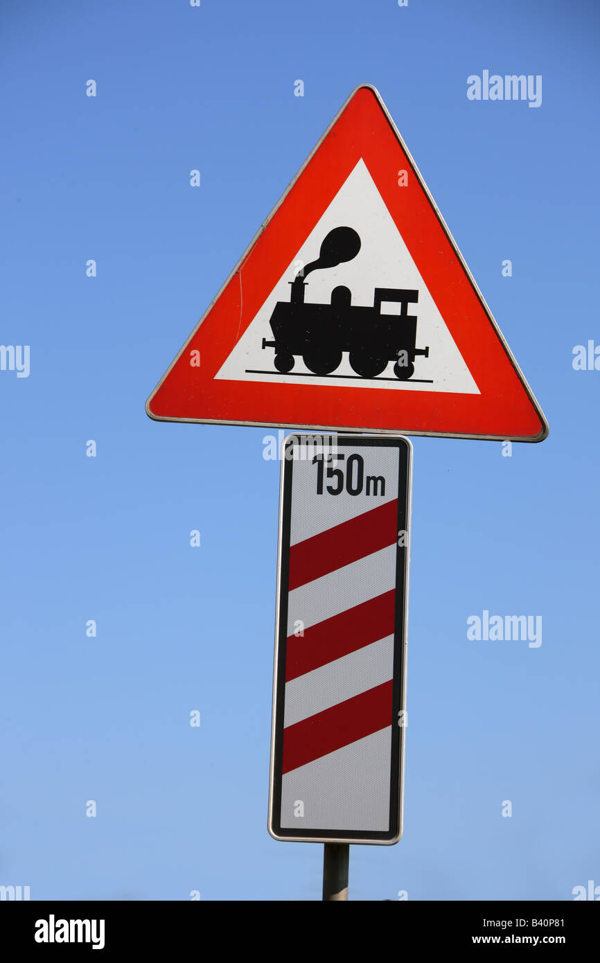level crossing;railroad crossing Stock Photo - Alamy