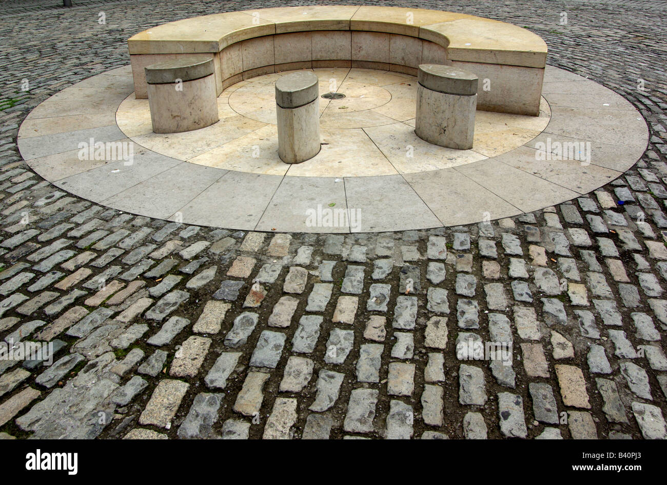 Circular chair seat hi-res stock photography and images - Alamy