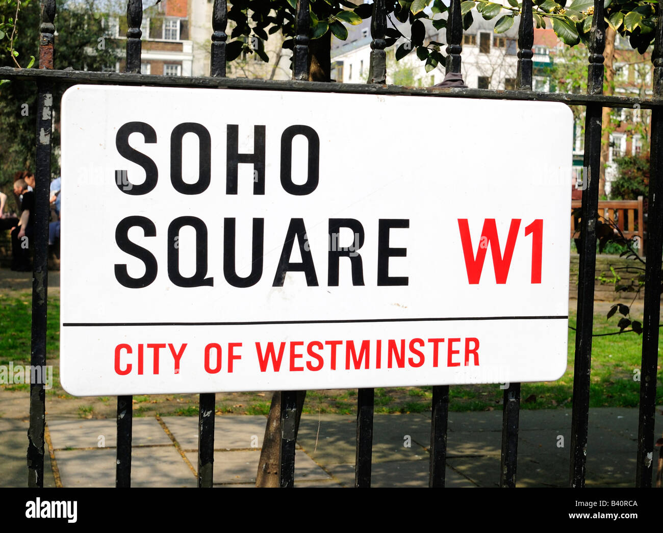 London w1 road sign hi-res stock photography and images - Alamy