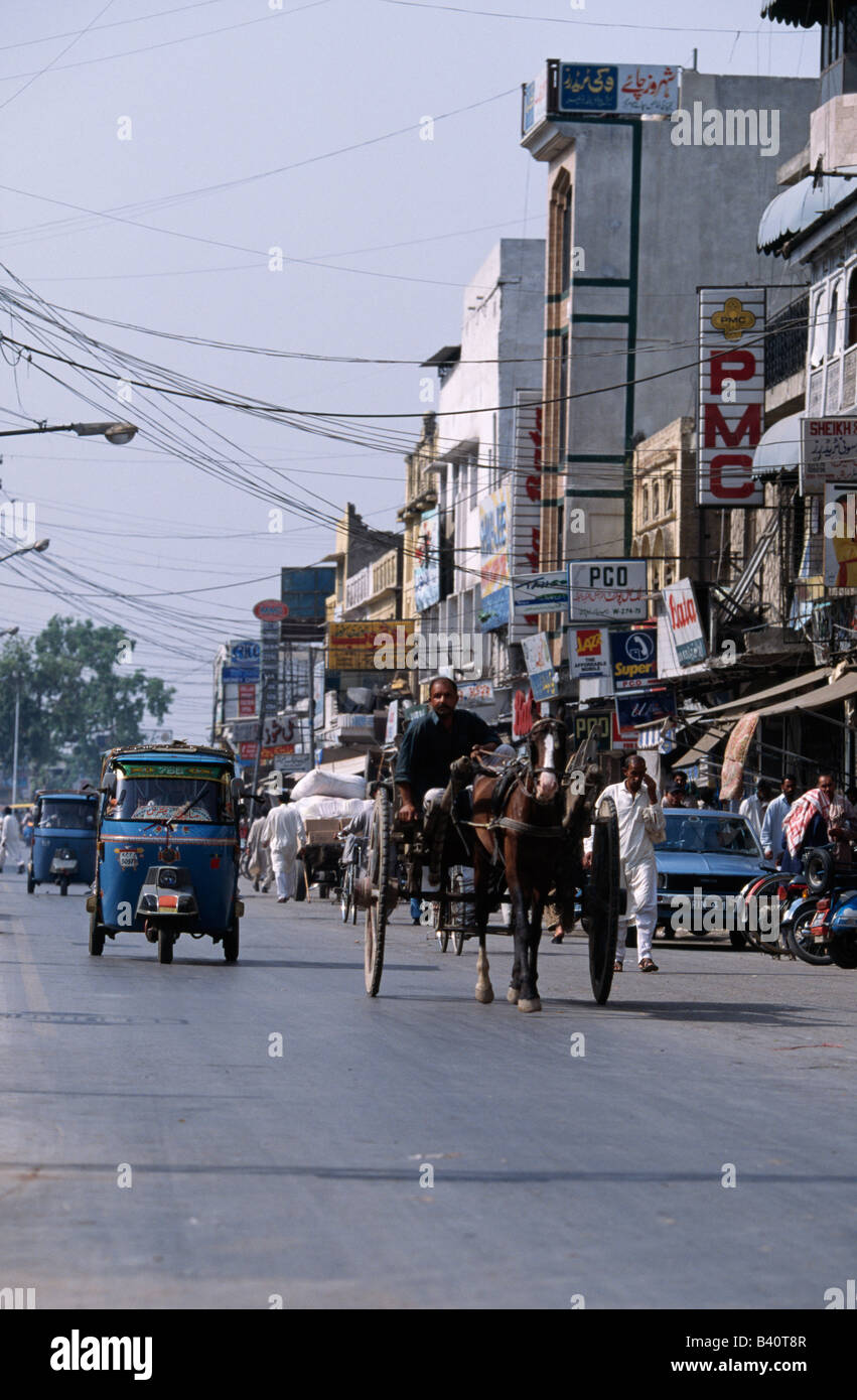 Saddar market hi-res stock photography and images - Alamy