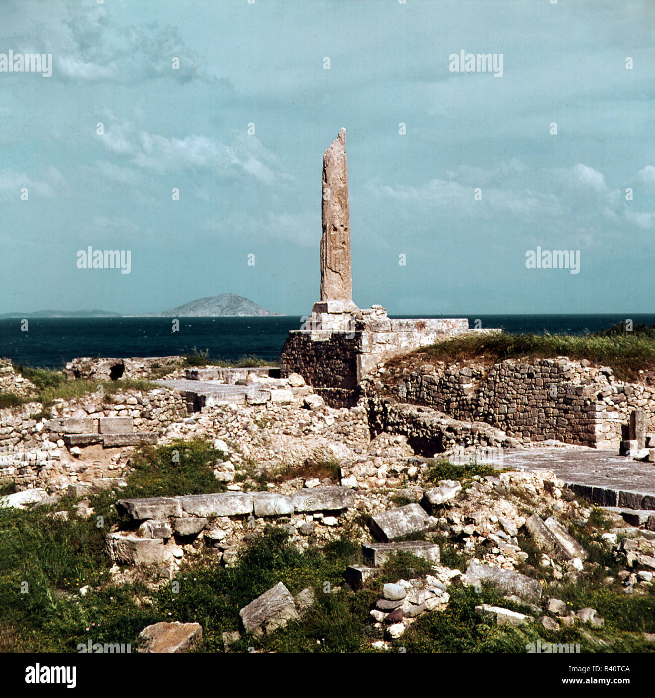 geography / travel, Greece, Aegina, shrine of Apollo, built in 6th BC ...