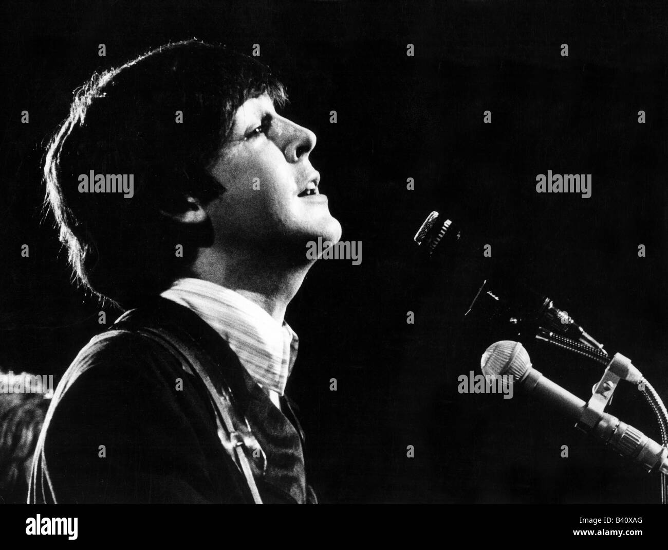 Paul mccartney singer Black and White Stock Photos & Images - Alamy