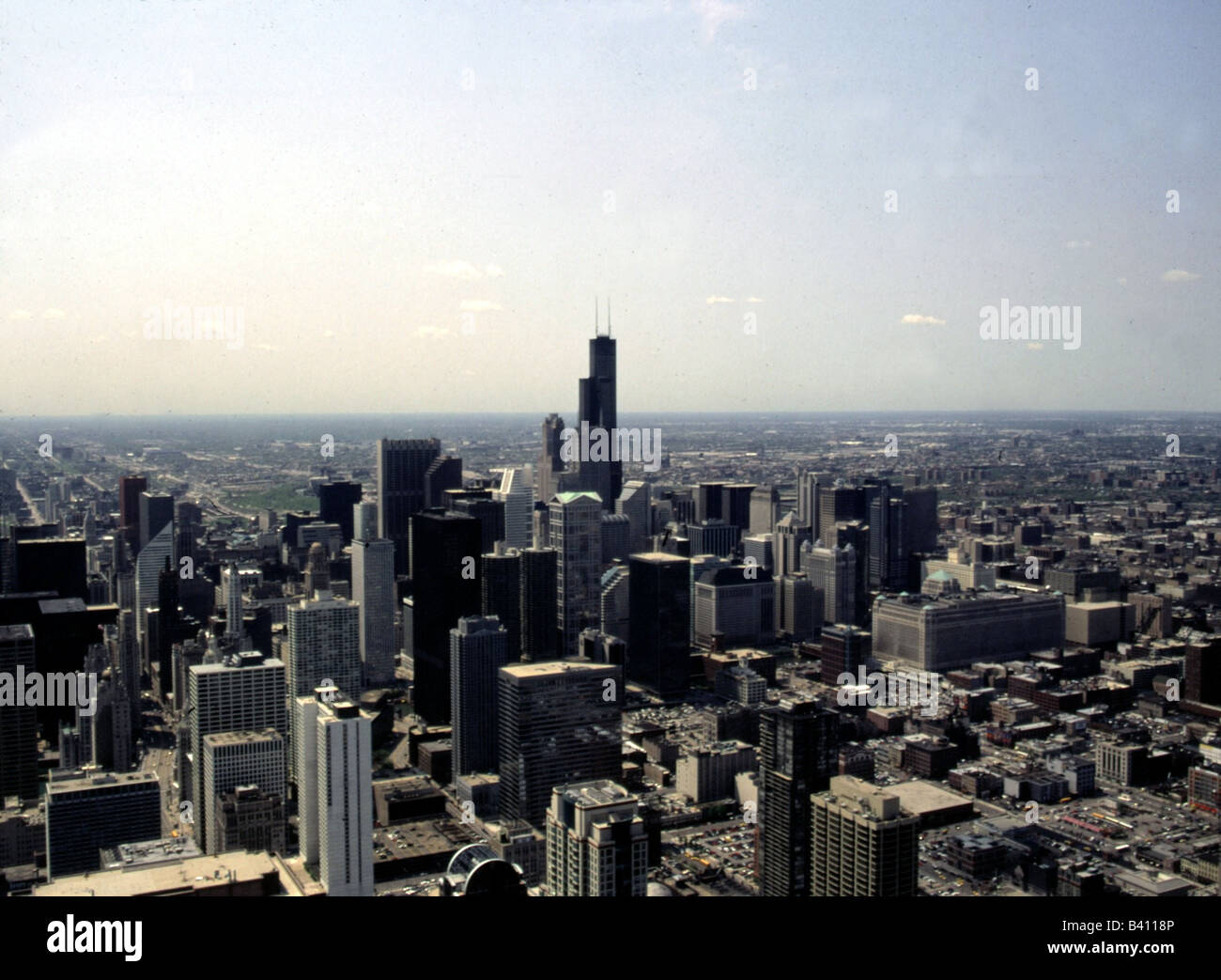 Century tower chicago hi-res stock photography and images - Alamy