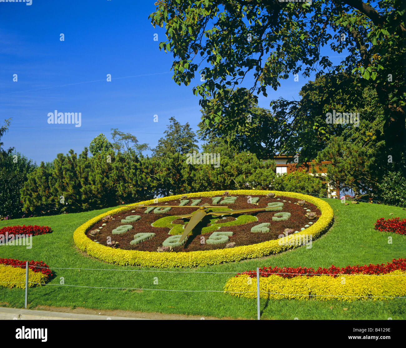 The Flower Clock in the English Garden Geneva Switzerland Stock Photo ...