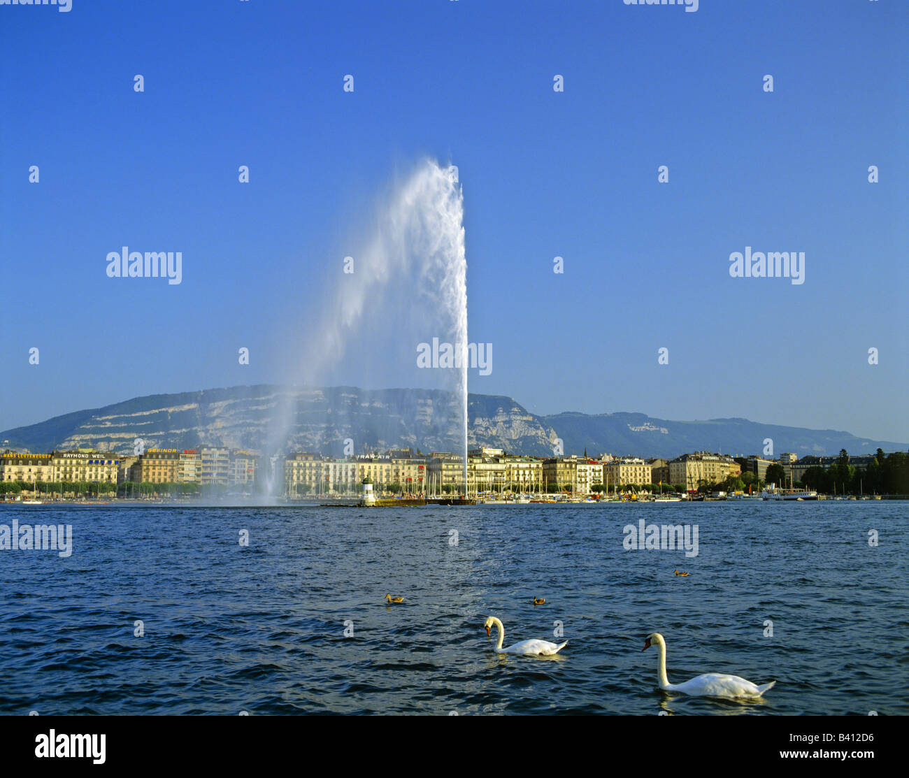 The Jet d'Eau Fountain Lake Geneva Switzerland Stock Photo - Alamy