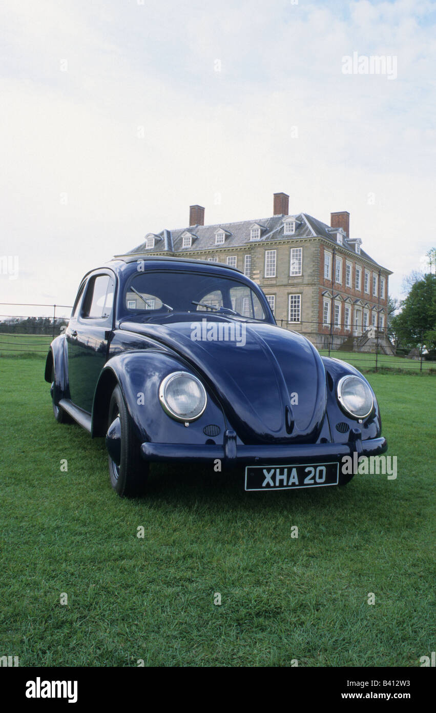 Volkswagen Beetle of 1955. car auto classic Stock Photo - Alamy