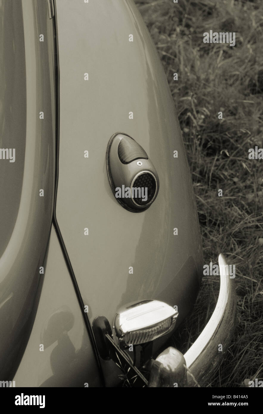 Volkswagen beetle tail lights hi-res stock photography and images - Alamy