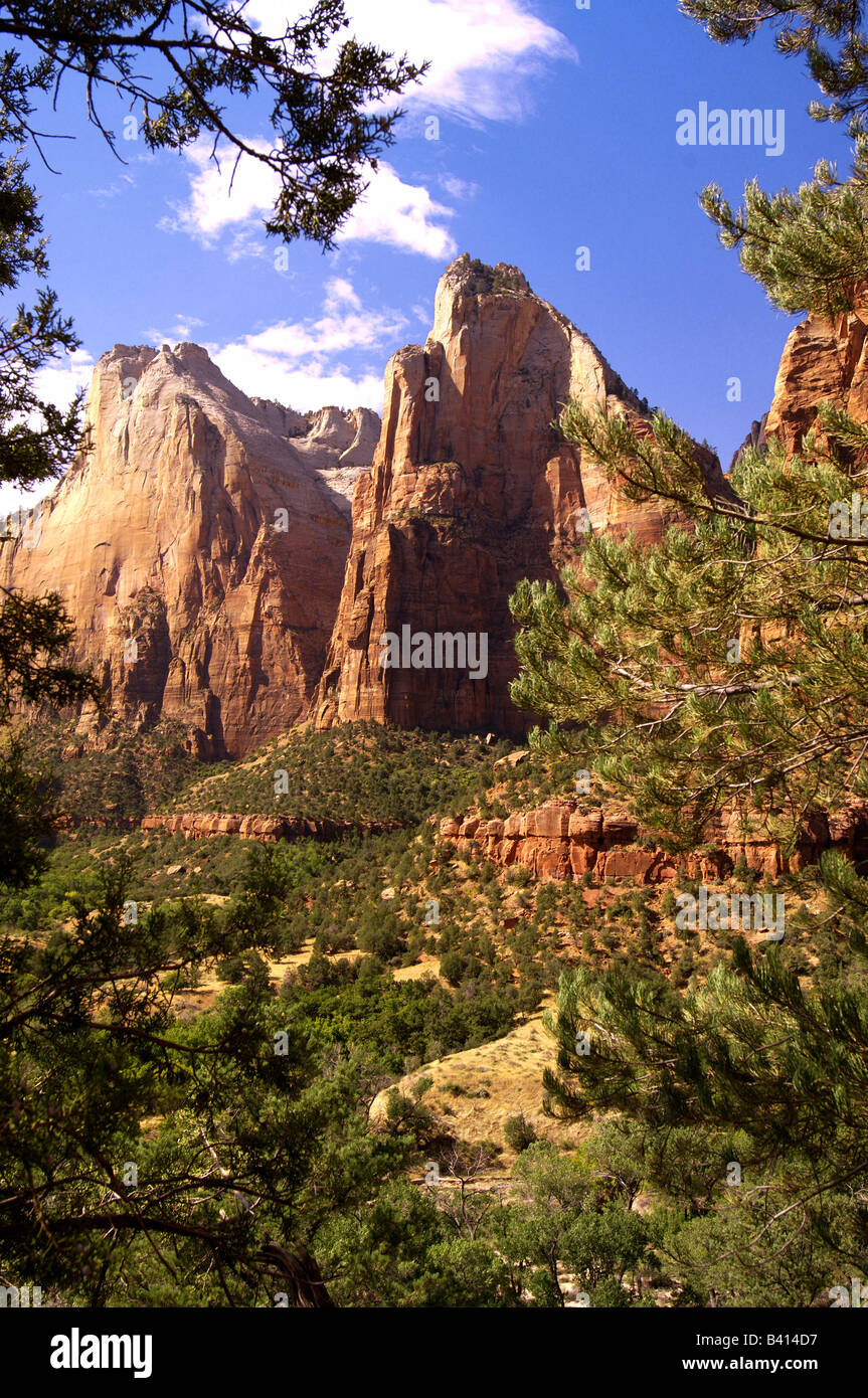 Court of the Patriarchs, Zion National Park, Utah, USA Stock Photo - Alamy