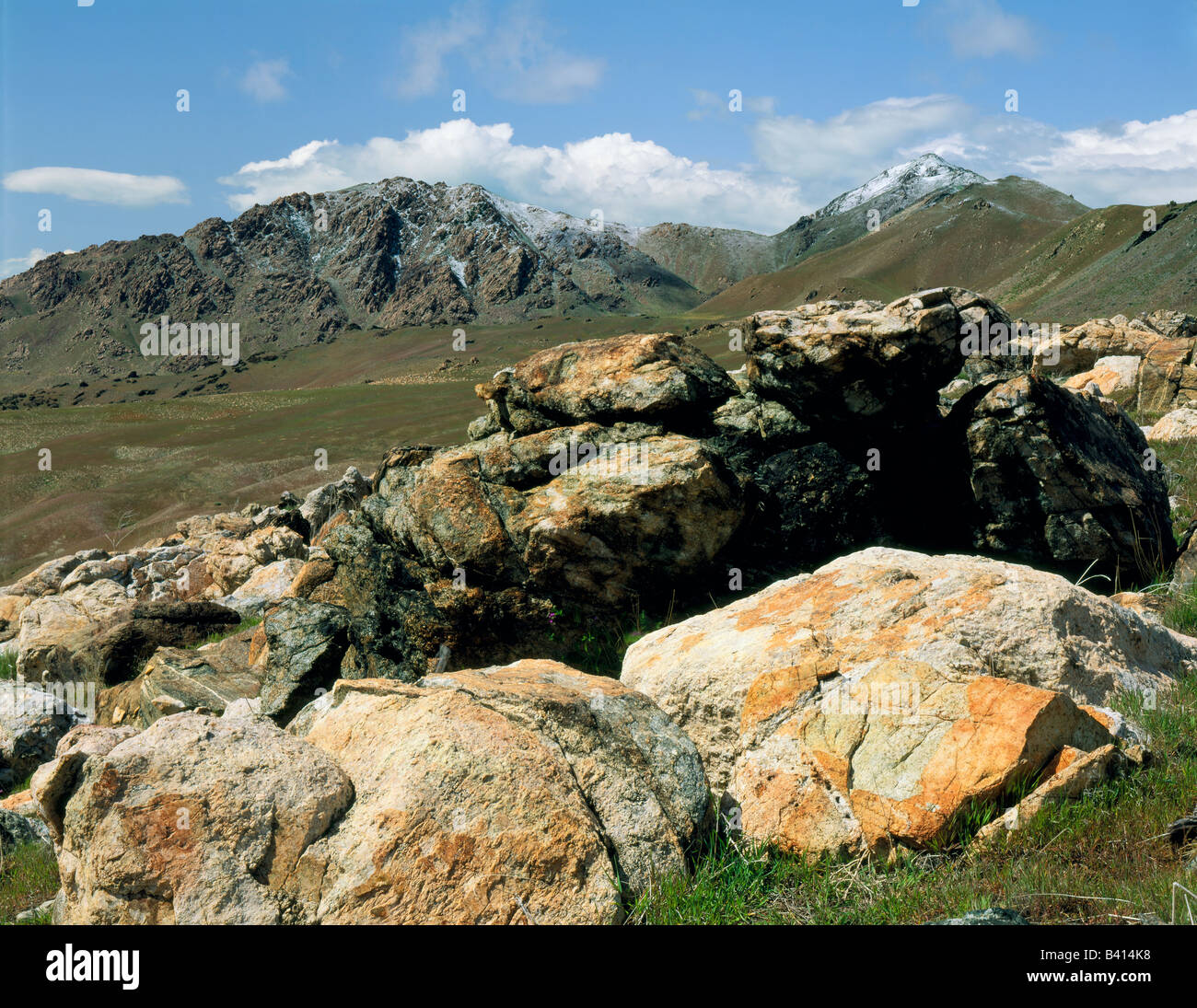 ANTELOPE ISLAND STATE PARK, UTAH. USA. Quartzite boulders below Frary ...