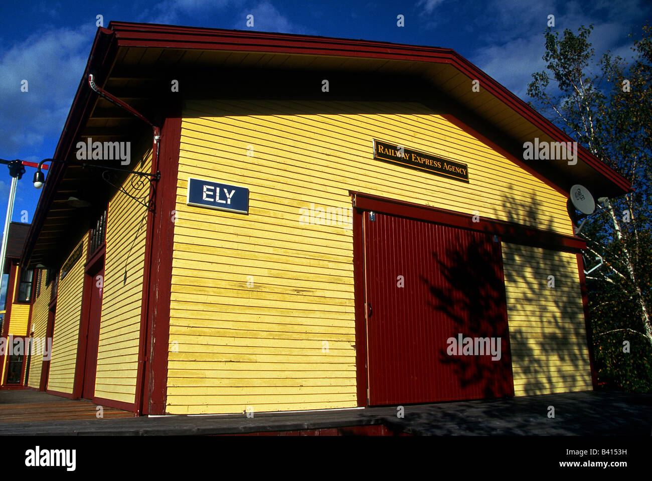 Railway express agency hi-res stock photography and images - Alamy