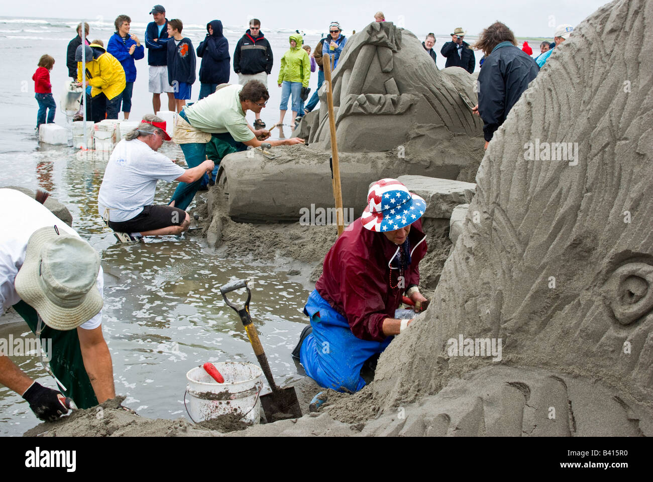 USA, WA, Long Beach. SandSations sand castle contest Stock Photo - Alamy