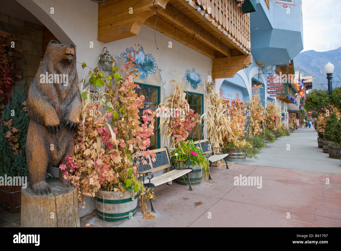 Usa washington leavenworth bavarian bavarian style architecture hi-res ...