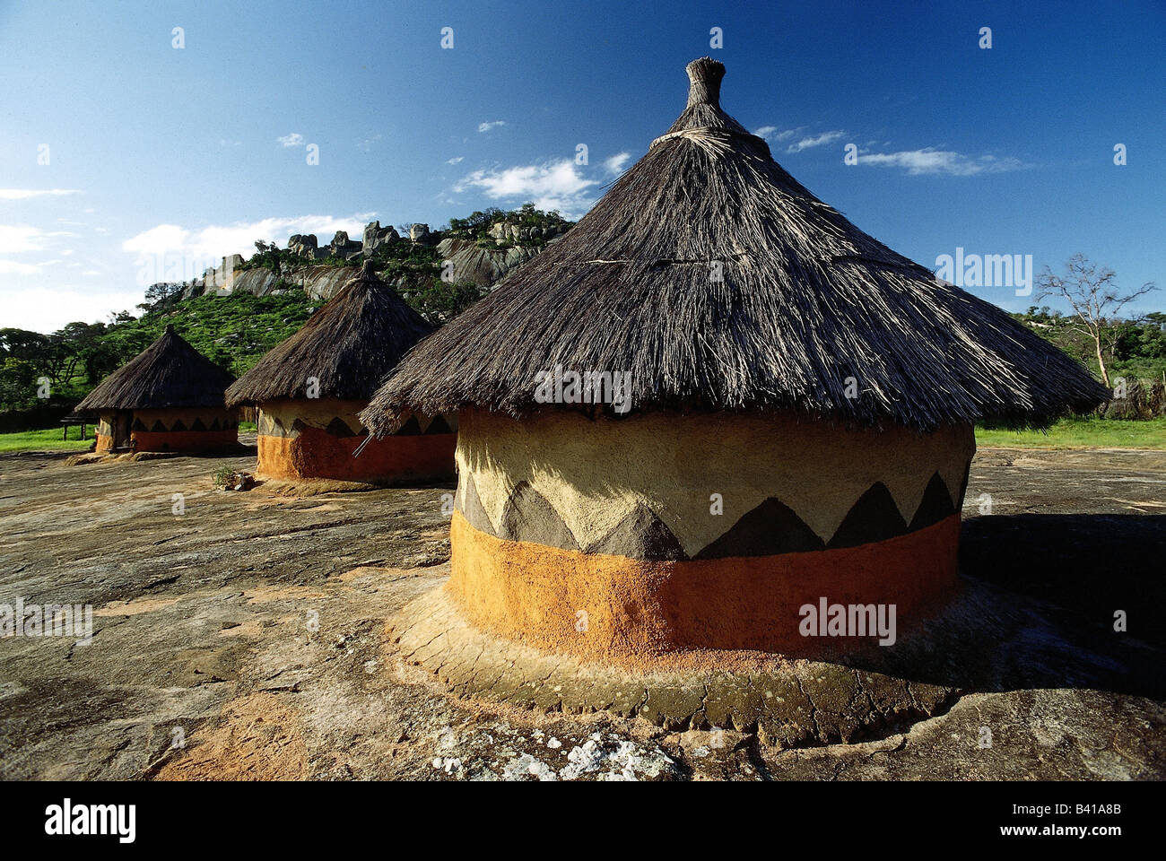geography / travel, Zimbabwe, Great Zimbabwe, traditional mud huts, hut ...