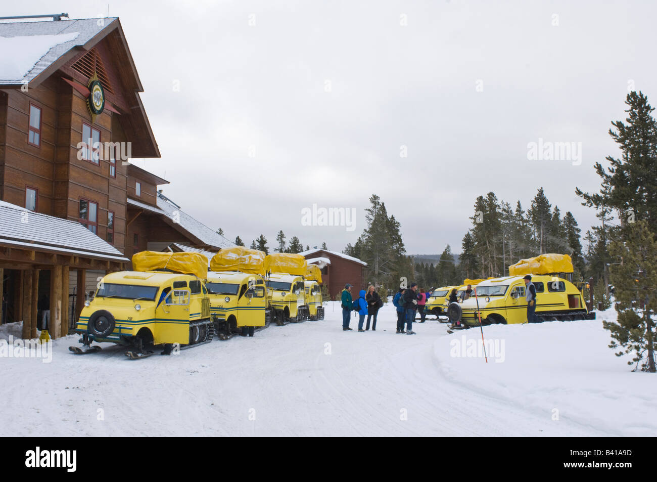 Snow coaches yellowstone hi-res stock photography and images - Alamy