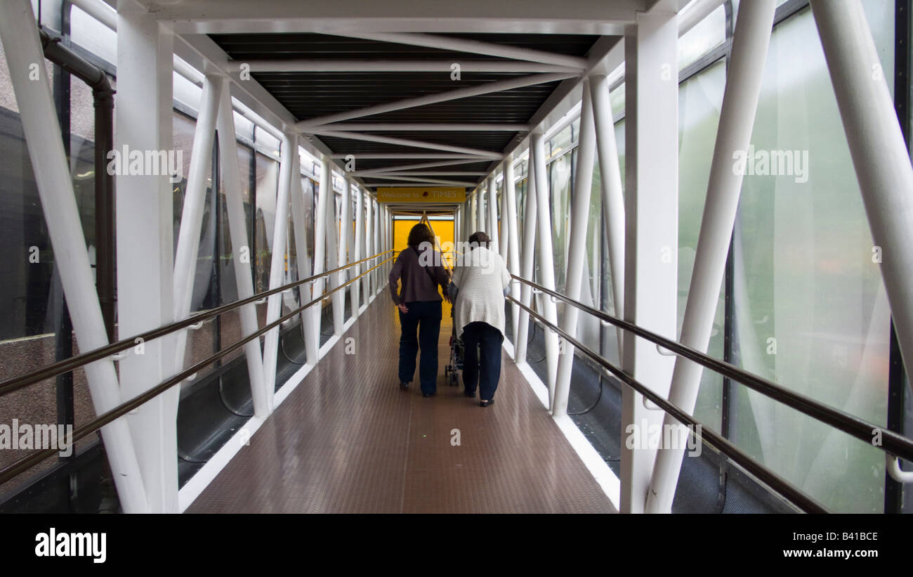 Pedestrian walk way hi-res stock photography and images - Alamy