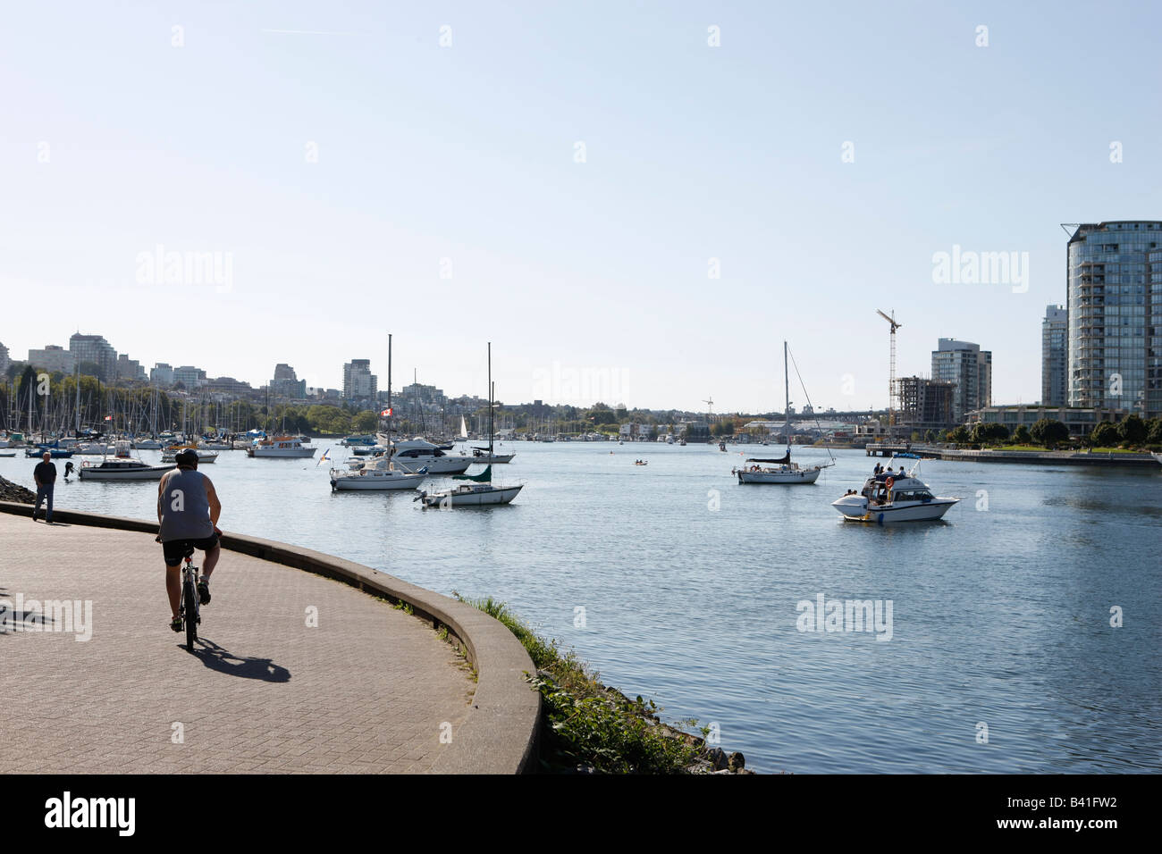 biking the waterfront path vancouver bc Stock Photo - Alamy
