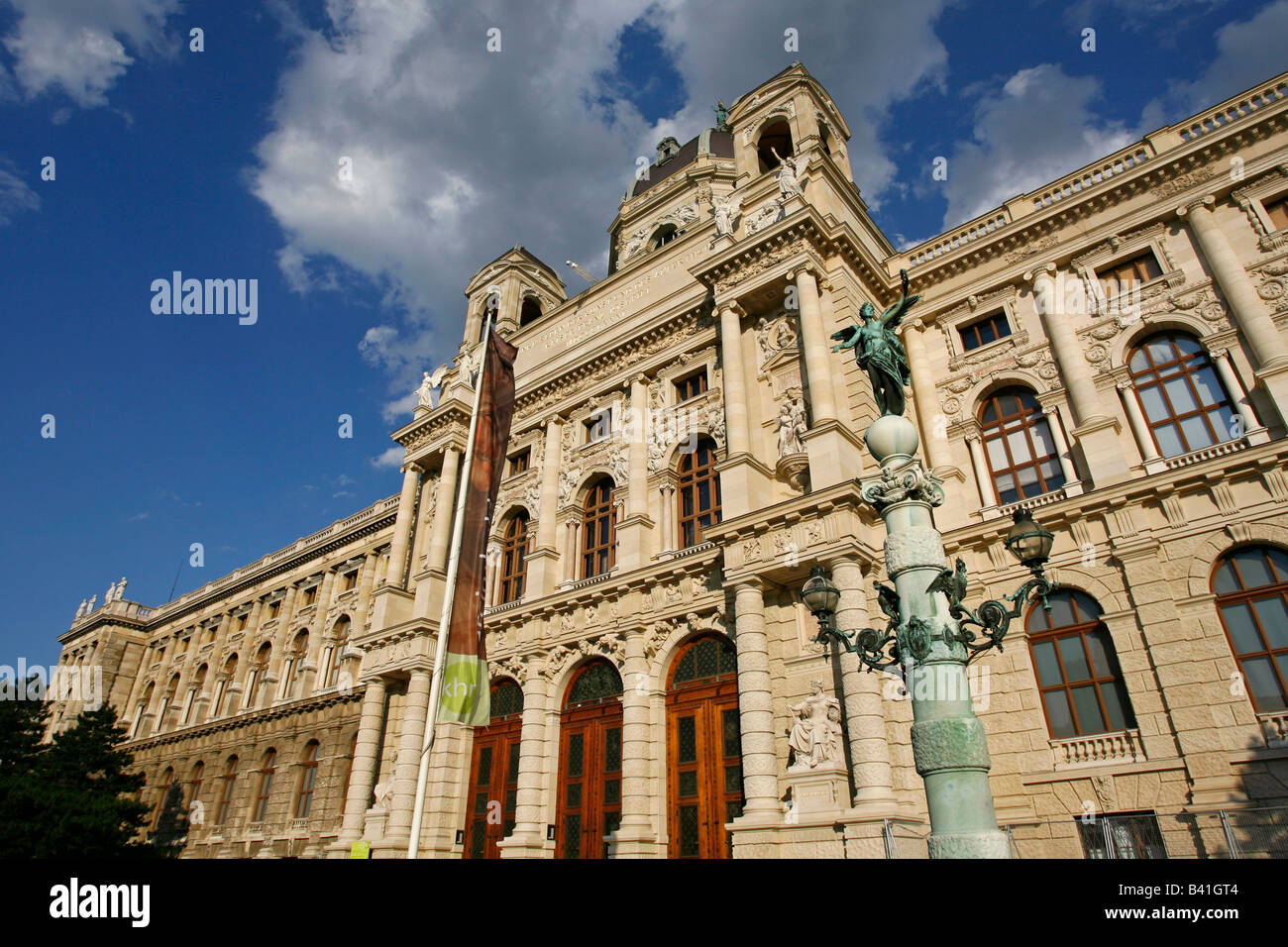 Kunsthistorisches museum vienna hi-res stock photography and images - Alamy