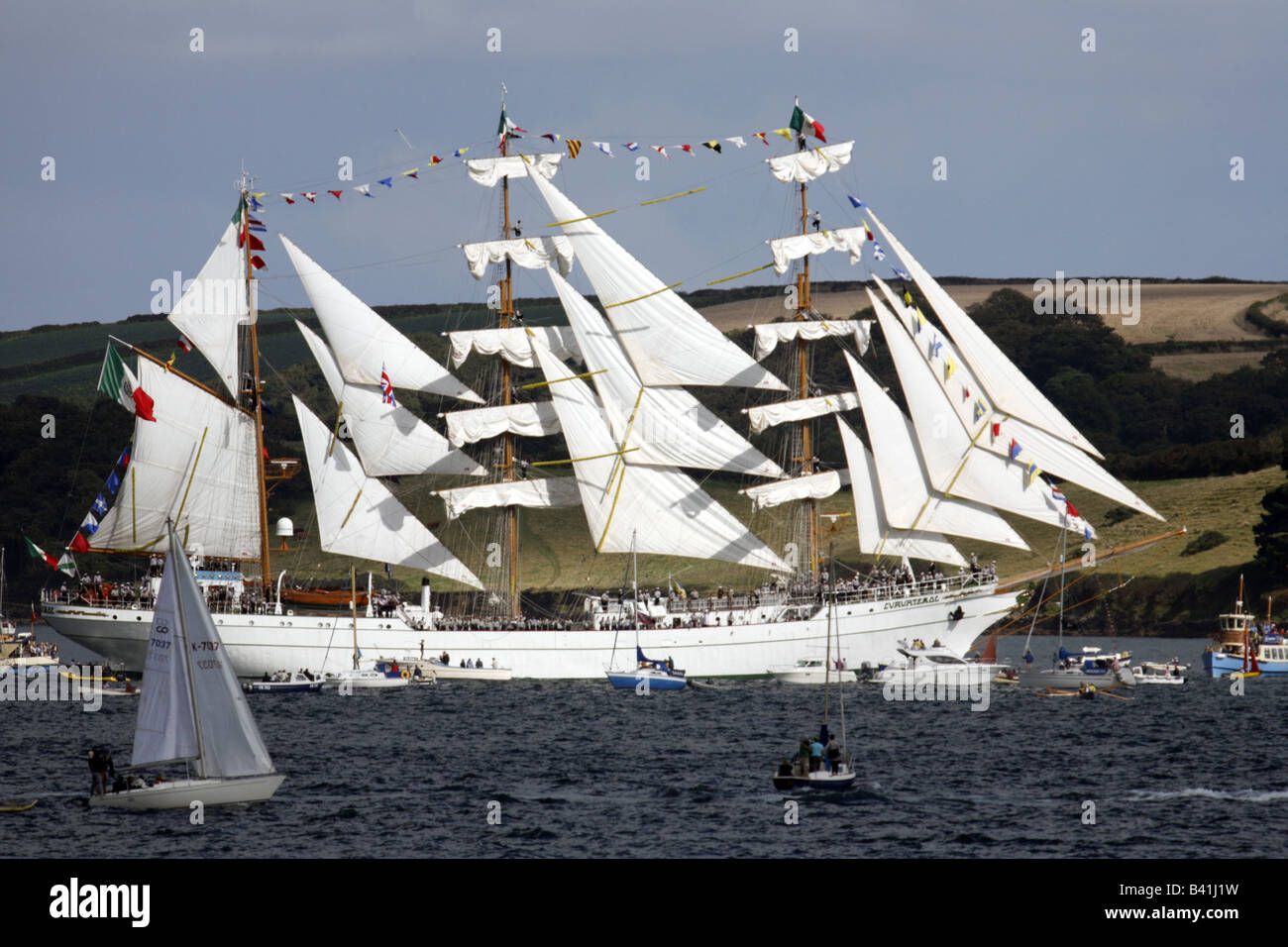 Three masted barque hi-res stock photography and images - Alamy