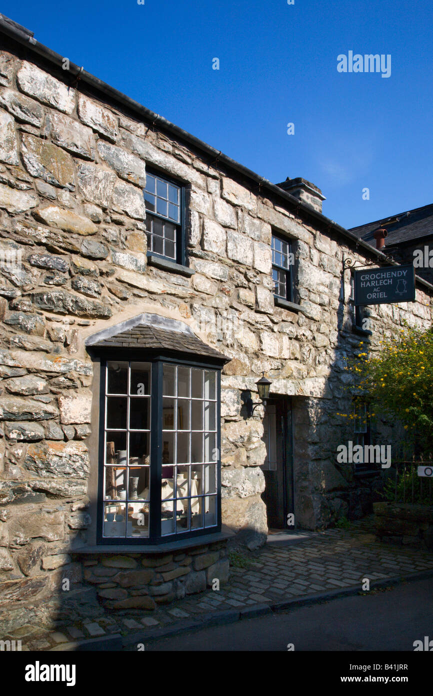 Pottery Shop Harlech Snowdonia Wales Stock Photo - Alamy