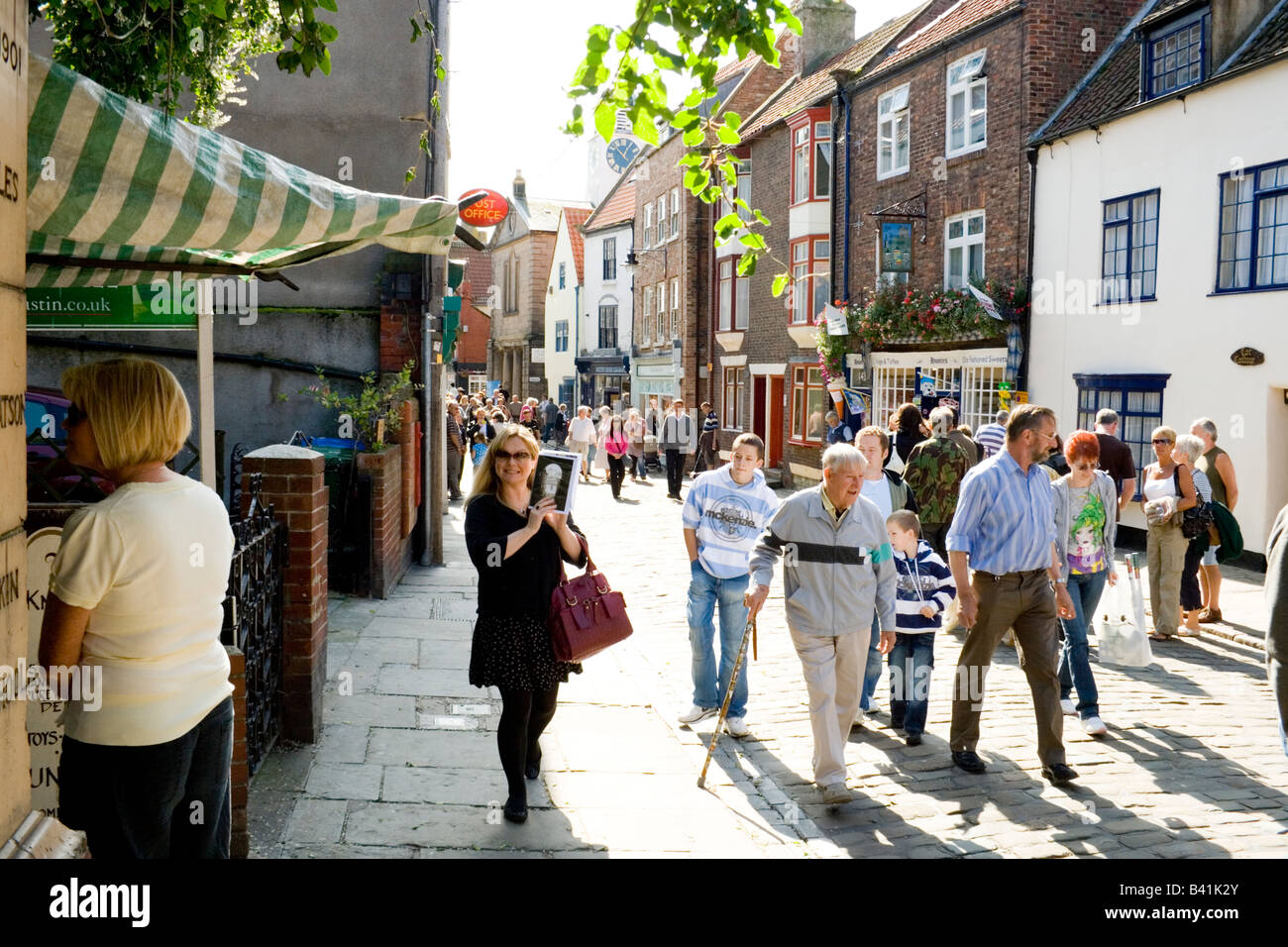 Whitby, Church street Stock Photo - Alamy