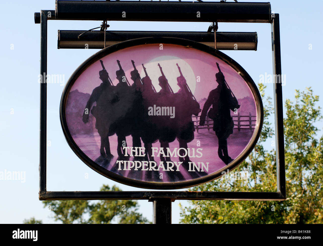 Black and tans british soldiers hi-res stock photography and images - Alamy